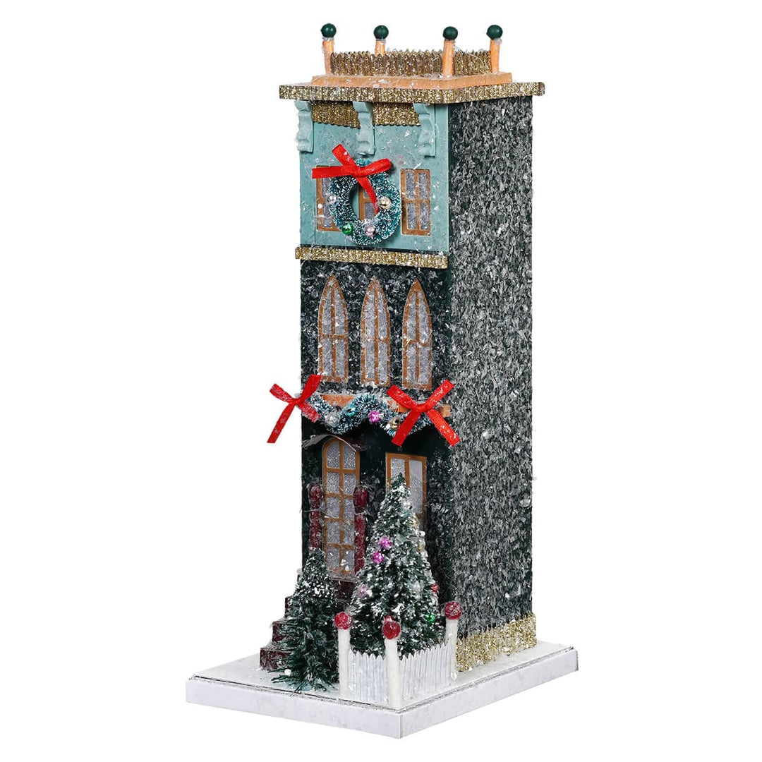 Green Townhouse by Cody Foster – Traditions