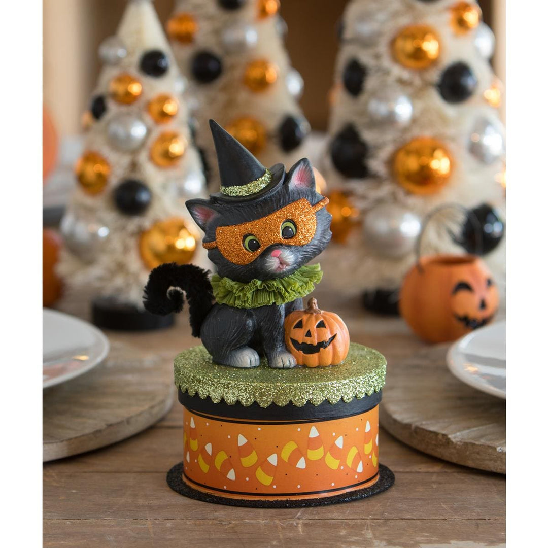 Halloween Kitty Binks on Box by Bethany Lowe Designs – Traditions