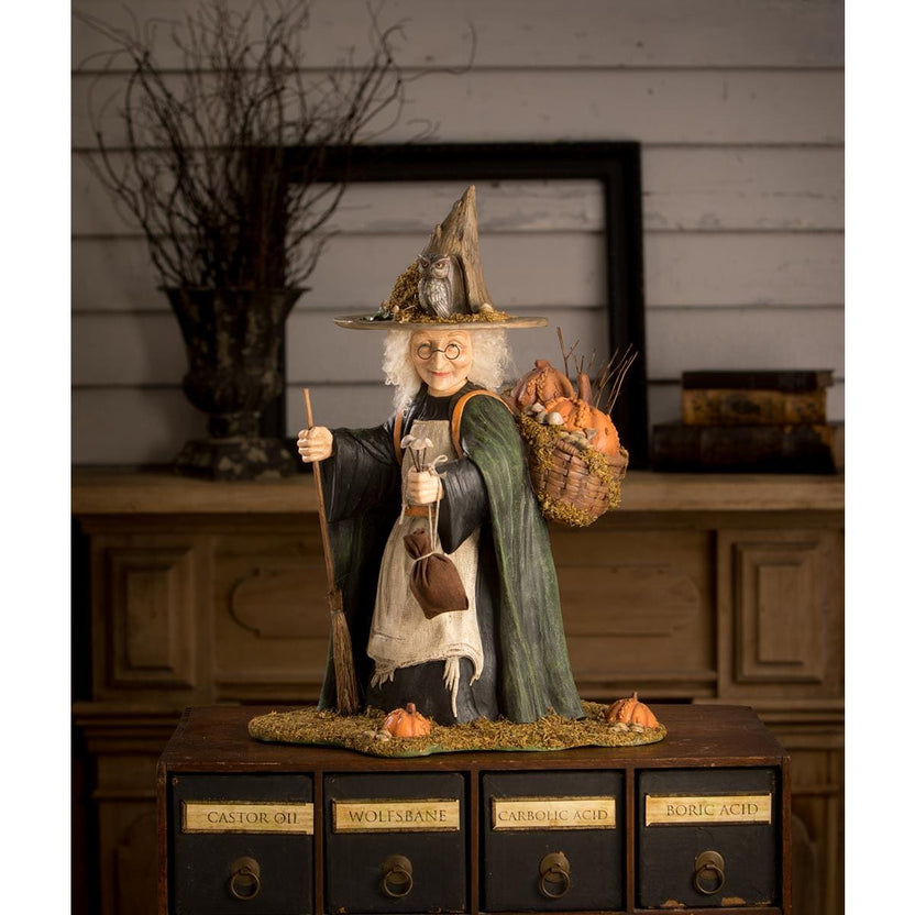 Woodsy Wrenna Witch by Bethany Lowe Designs – Traditions